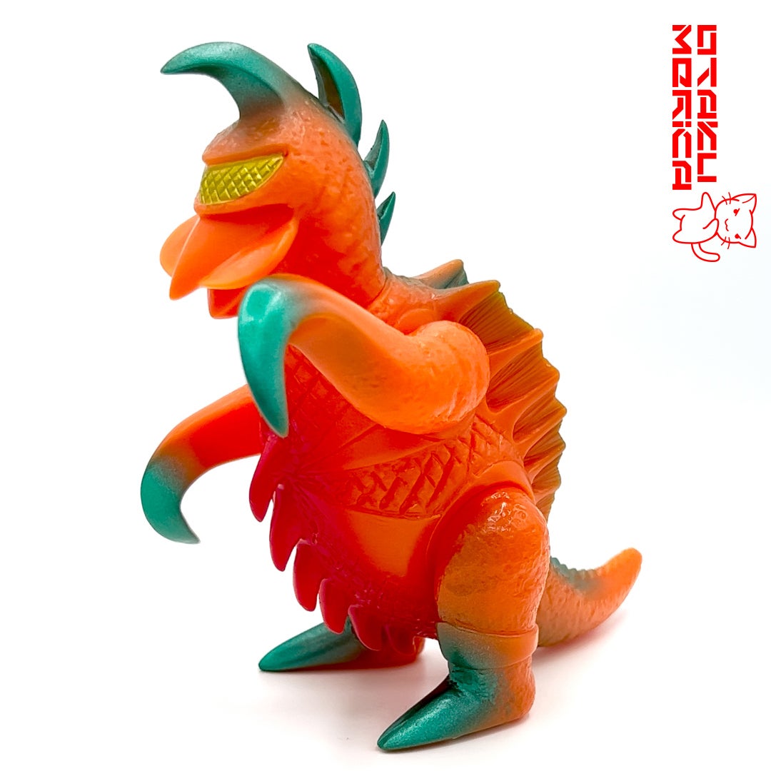 Bullmark 2004 Midsize Gigan (Reprinted) Kaiju Sofubi Figure | Otakumerica
