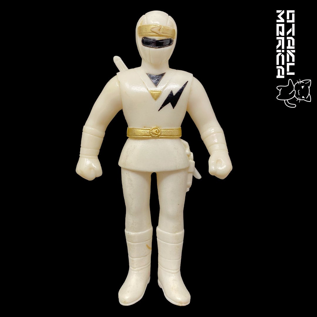 Bandai 1993 Ninja Sentai Kakuranger White Ranger - Mini Sofubi Figure ...